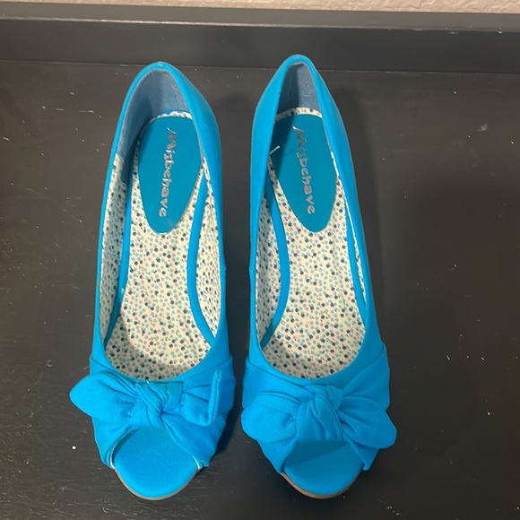 Misbehave | Shoes | Womens Wedge Shoes With A Peekaboo Toe In Size 65 ...